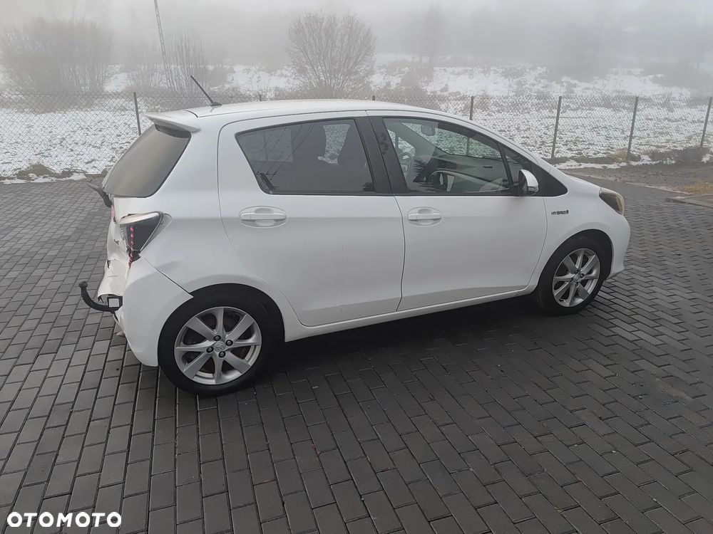 Używany Toyota Yaris 2013 - 13 500 PLN, 239 000 km - Otomoto.pl