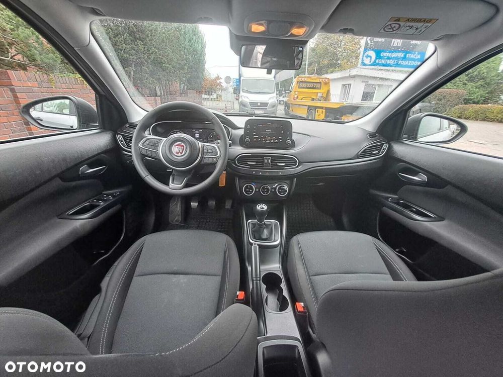 Używany Fiat Tipo 2022 - 47 400 PLN, 48 574 km - Otomoto.pl