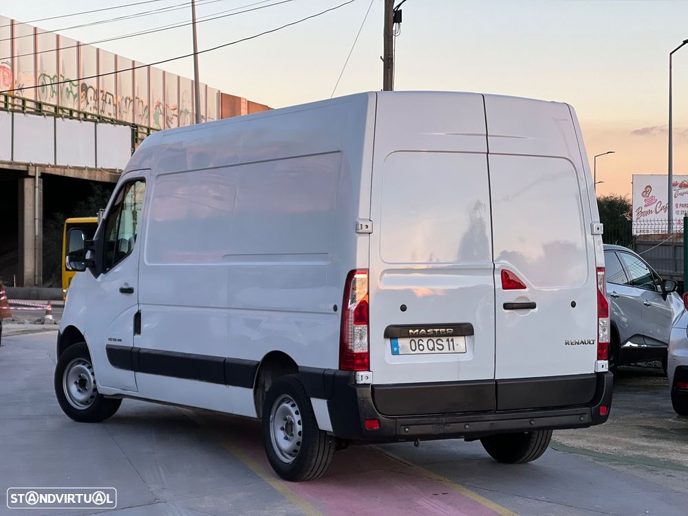 Usado Renault Master III fase II 2.3 dCi L2H2 3.5T SS 2015 - 11 450 EUR ...