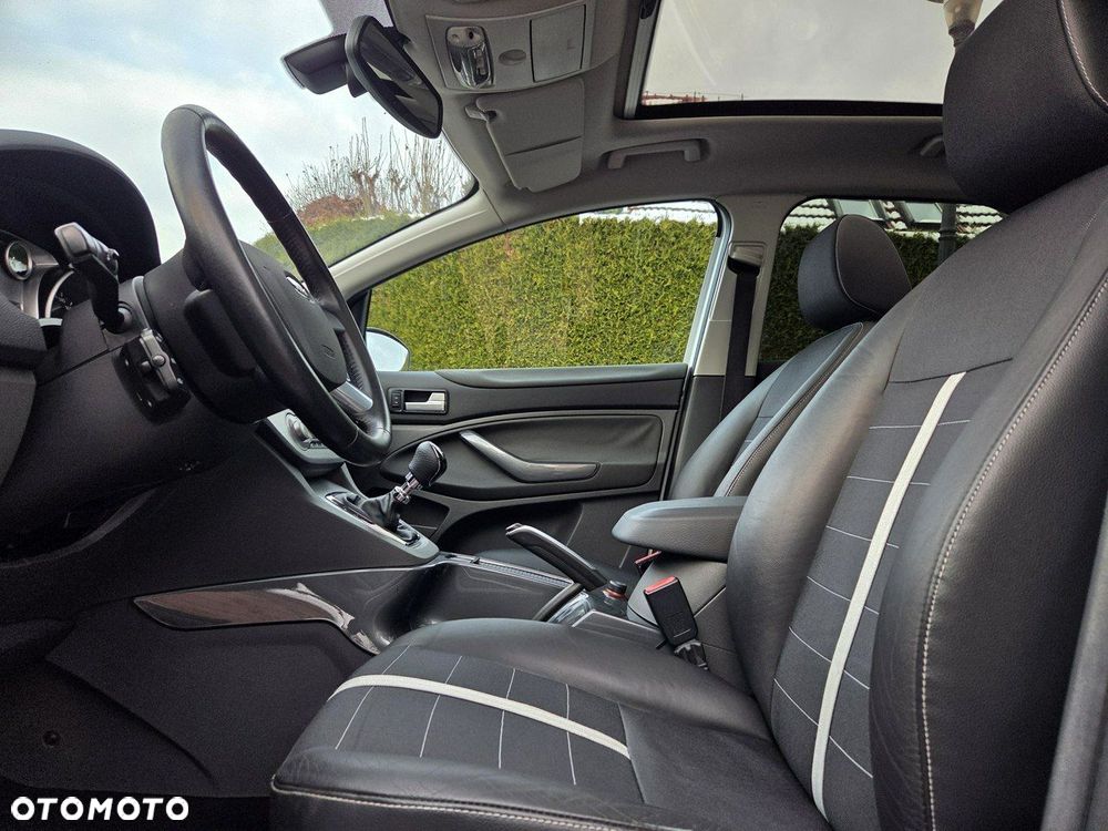 Używany Ford Kuga 2009 - 25 900 PLN, 224 154 km - Otomoto.pl