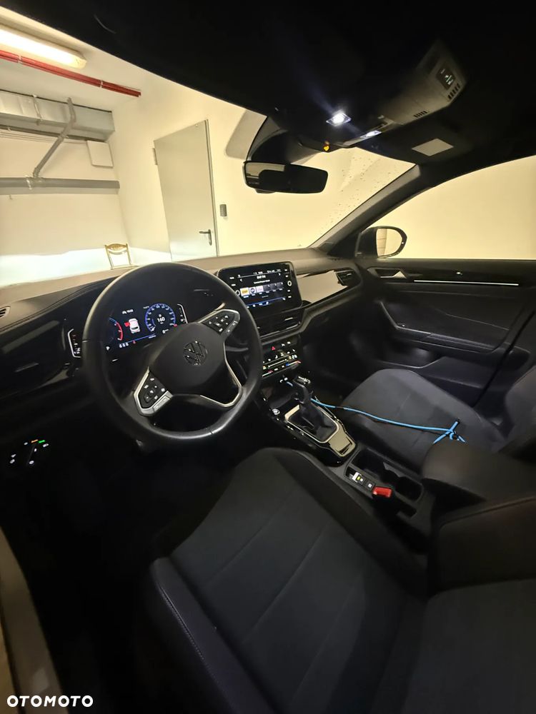 Używany Volkswagen T-Roc 2024 - 107 500 PLN, 43 120 km - Otomoto.pl