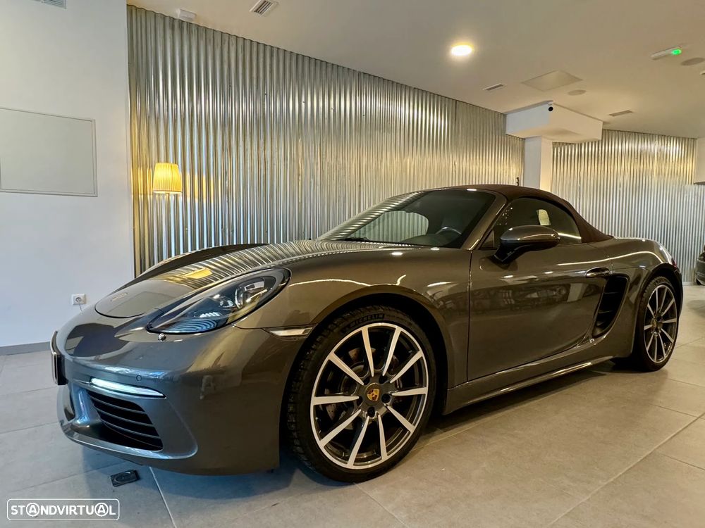 Usado Porsche 718 2016 - 58 900 EUR, 104 949 km - Standvirtual.com