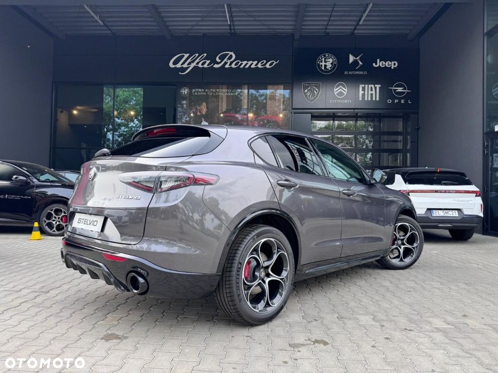 Nowy Alfa Romeo Stelvio 2025 - 219 900 PLN, 1 km - Otomoto.pl