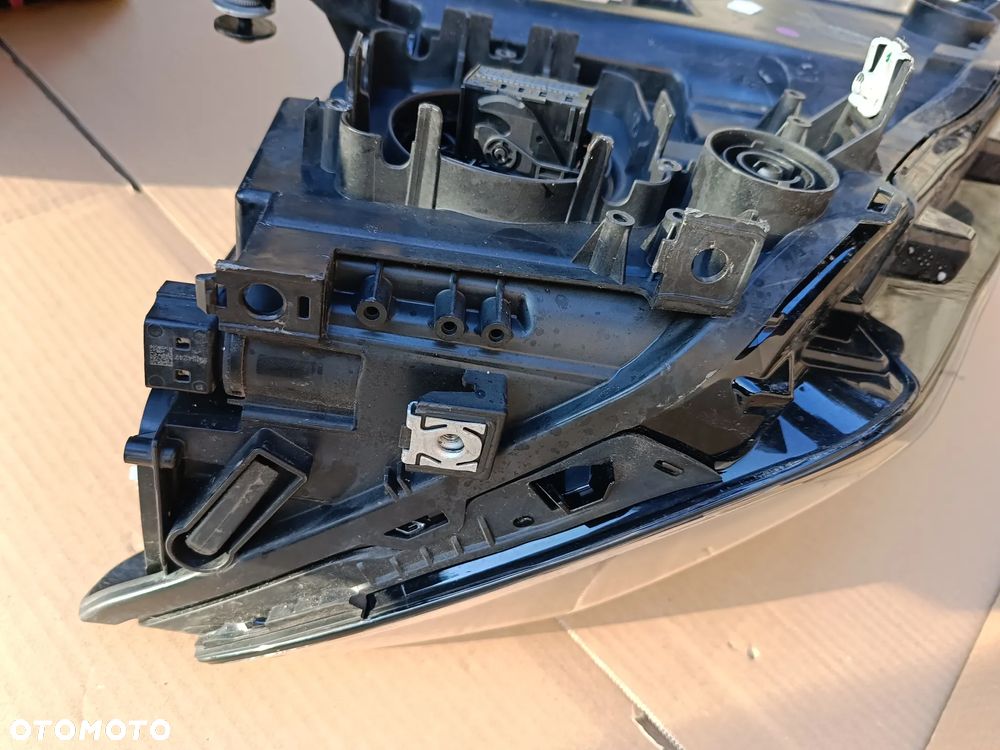 Używany Lampy przednie - 1 600 PLN - Otomoto.pl