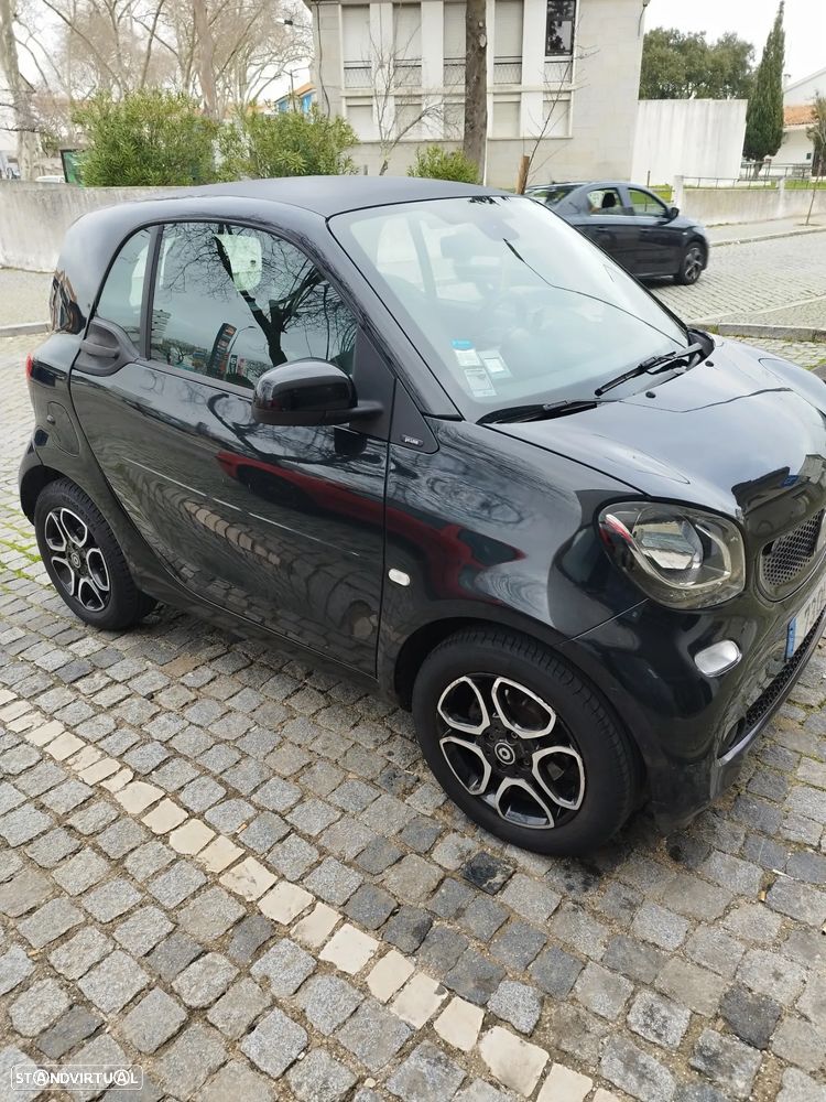 Usado Smart ForTwo Coupé 2015 - 9 950 EUR, 125 000 km - Standvirtual.com