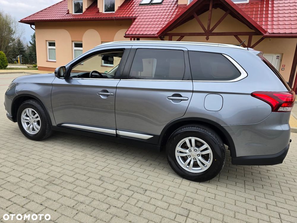 Używany Mitsubishi Outlander 2016 - 57 900 PLN, 117 000 km - Otomoto.pl