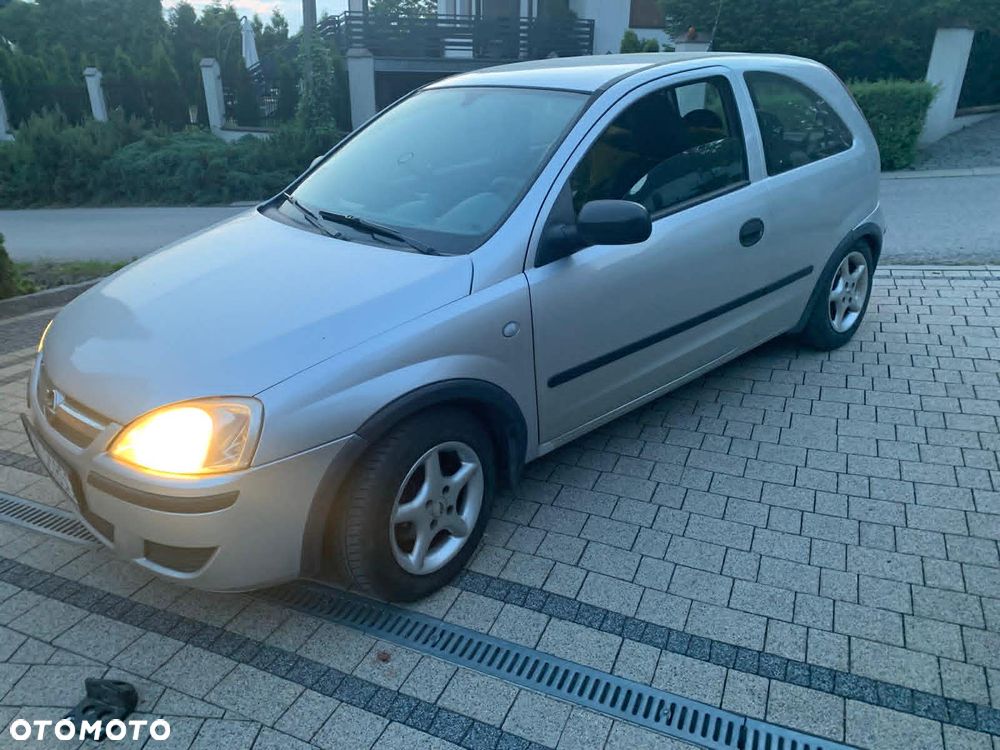 Używany Opel Corsa 2004 - 3 000 PLN, 273 023 km - Otomoto.pl