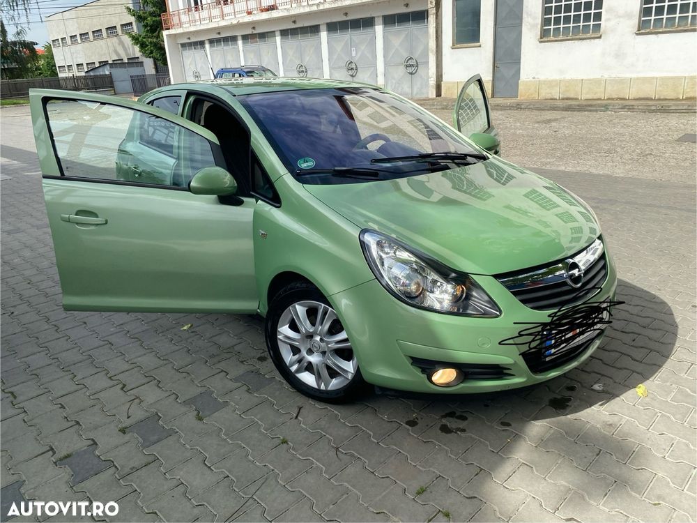 Utilizat Opel Corsa 2009 - 3 300 EUR, 210 510 km - Autovit.ro