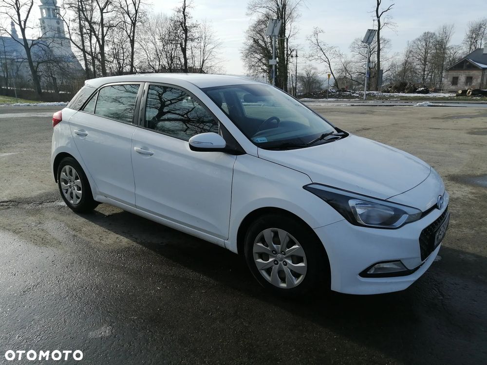 Używany Hyundai i20 2015 - 17 200 PLN, 304 000 km - Otomoto.pl