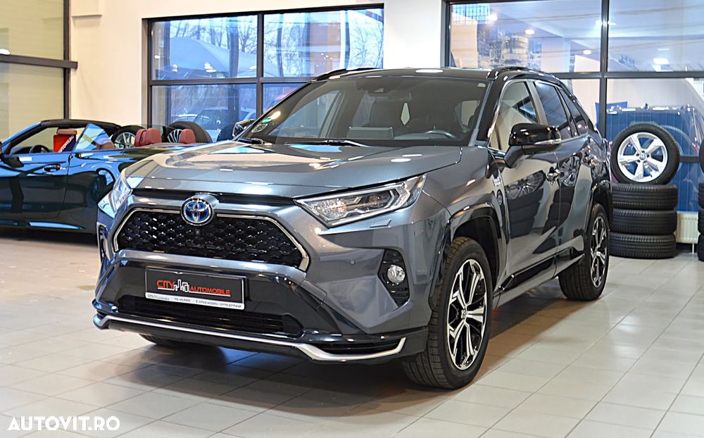 Utilizat Toyota RAV4 2022 - 35 289,45 EUR, 118 000 km - Autovit.ro