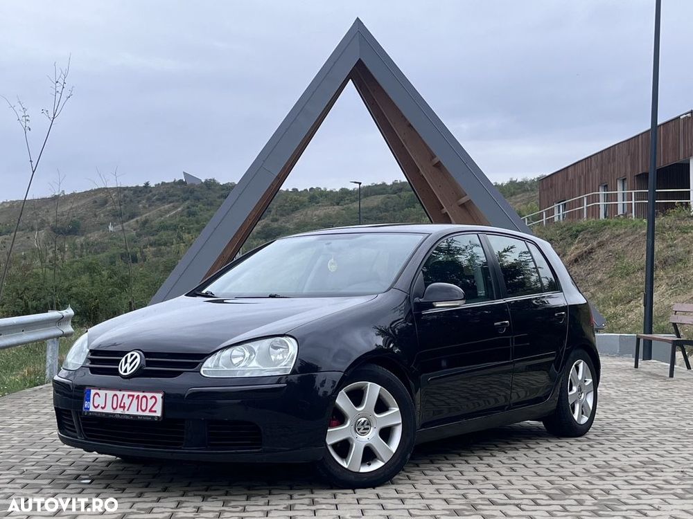 Utilizat Volkswagen Golf 2006 - 2 999 EUR, 237 000 km - Autovit.ro
