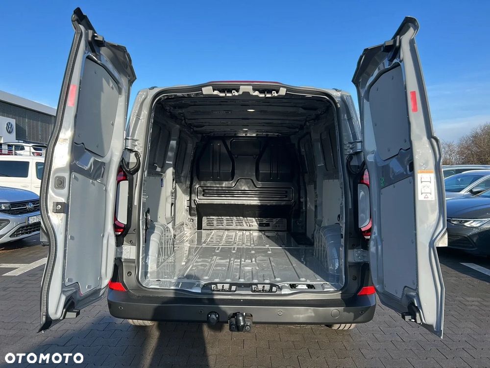 new volkswagen Transporter T7 PanAmericana/Furgon (L2) AUTOMAT, 2.0 TDI ...