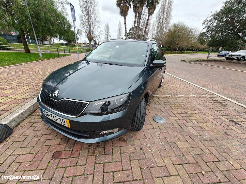 Usado Skoda Fabia Break 2017 - 11 500 EUR, 56 000 km - Standvirtual.com