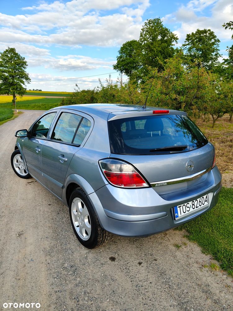 Używany Opel Astra 2008 - 7 900 PLN, 217 701 km - Otomoto.pl