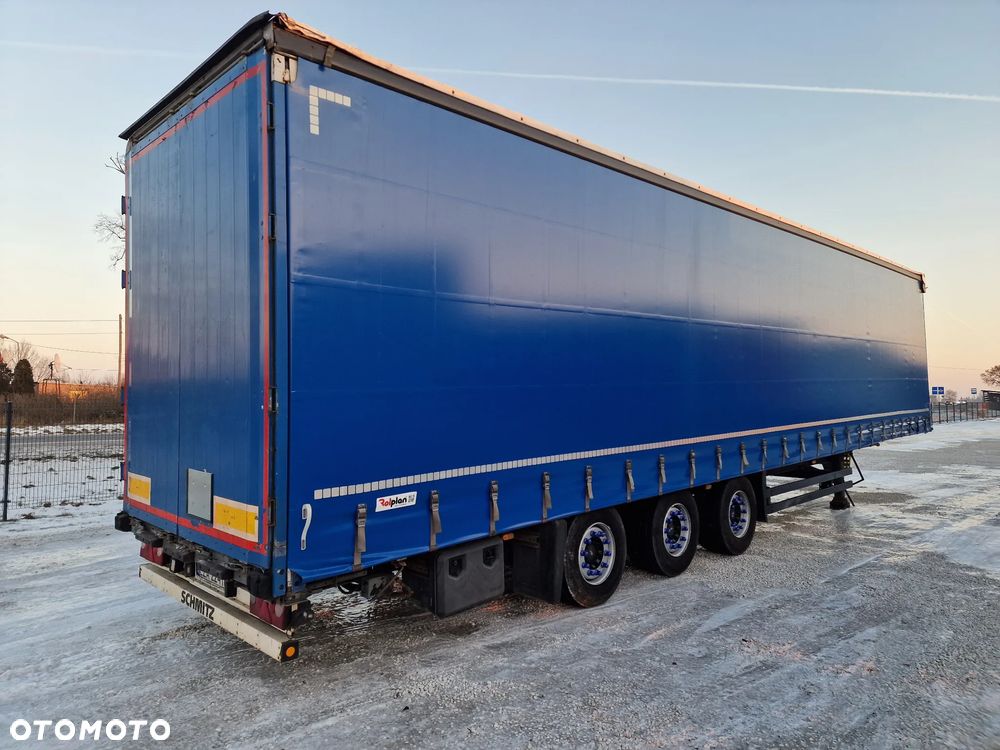 Używany Schmitz Cargobull Naczepa FIRANKA MEGA - NOWE PLANDEKI - OCYNK ...