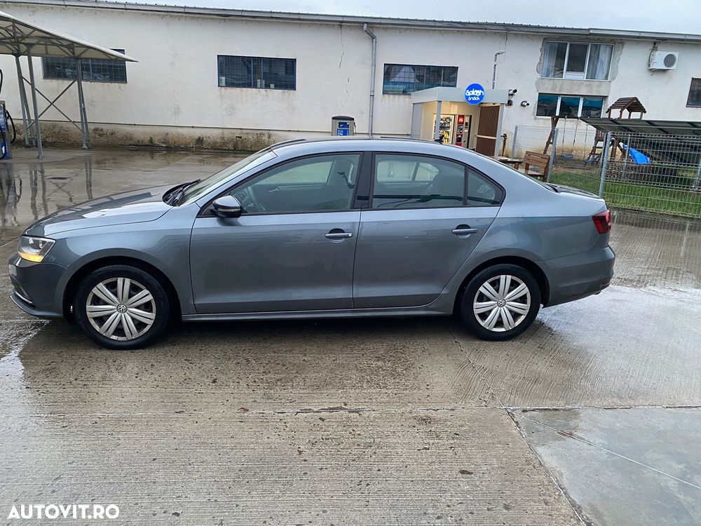 Utilizat Volkswagen Jetta 2017 - 9 000 EUR, 190 000 km - Autovit.ro