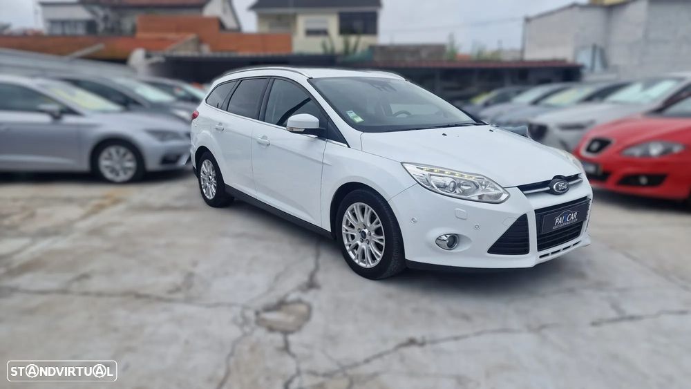 Usado Ford Focus SW 2012 - 9 990 EUR, 210 000 km - Standvirtual.com