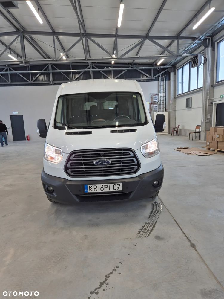 Używany Ford Transit 2019 - 120 000 PLN, 70 670 km - Otomoto.pl