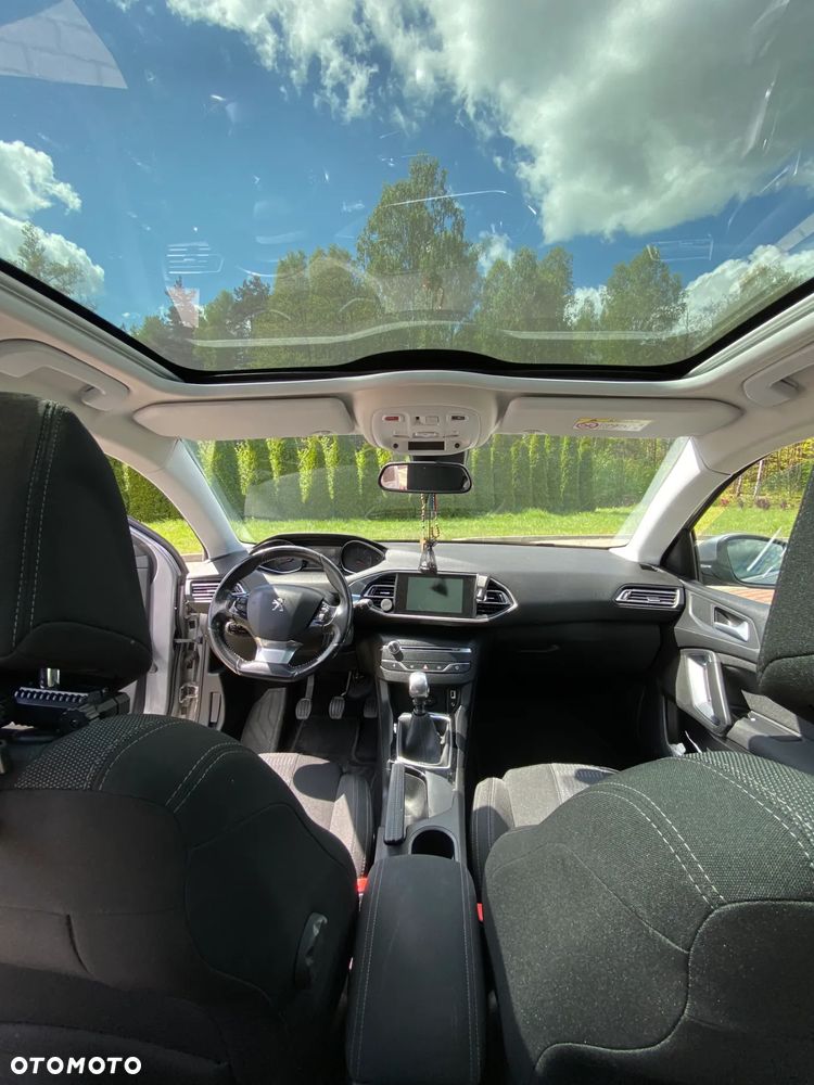 Używany Peugeot 308 2015 - 26 500 PLN, 237 600 km - Otomoto.pl