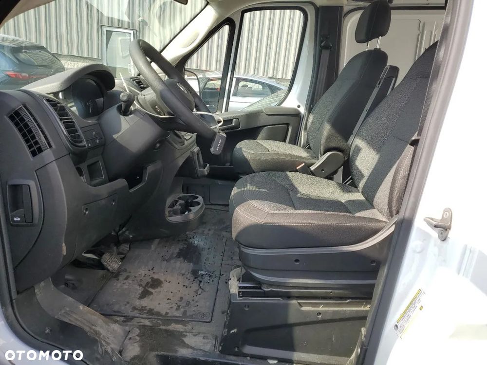 Używany RAM promaster 2023 - 61 500 PLN, 27 000 km - Otomoto.pl