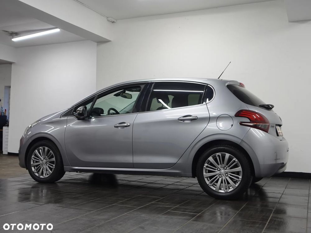 Używany Peugeot 208 2019 - 29 900 PLN, 103 366 km - Otomoto.pl