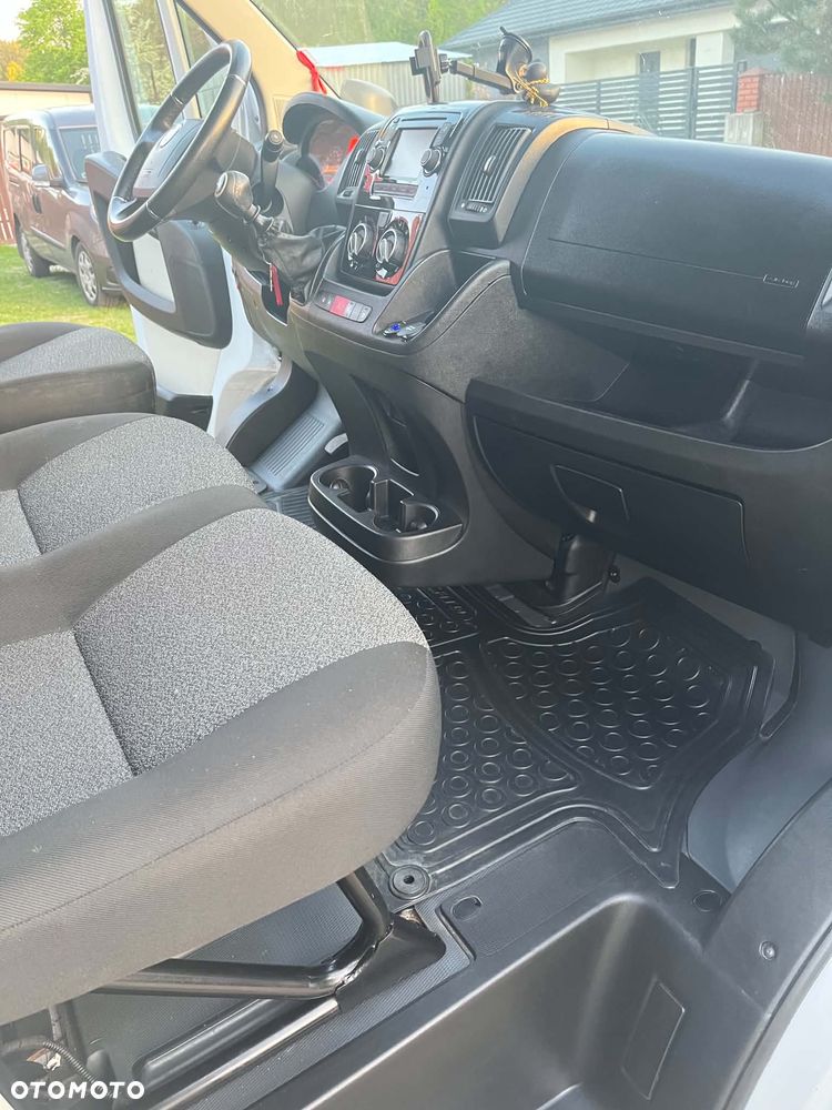 Używany Fiat Ducato 2019 - 52 900 PLN, 330 300 km - Otomoto.pl