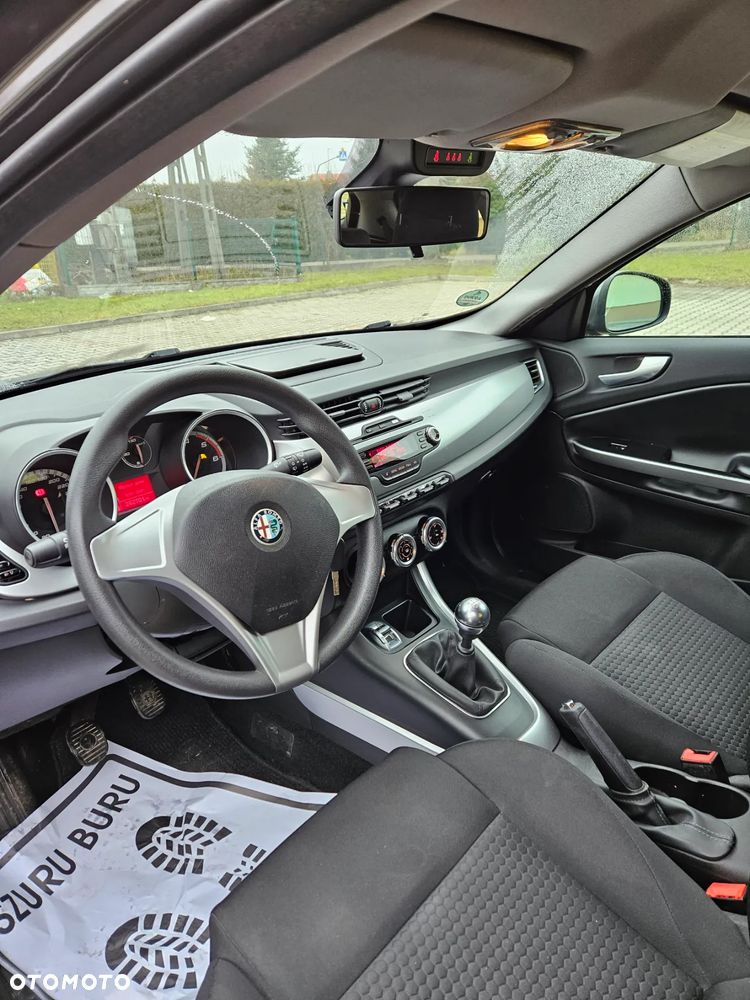 Używany Alfa Romeo Giulietta 2010 - 17 000 PLN, 262 000 km - Otomoto.pl