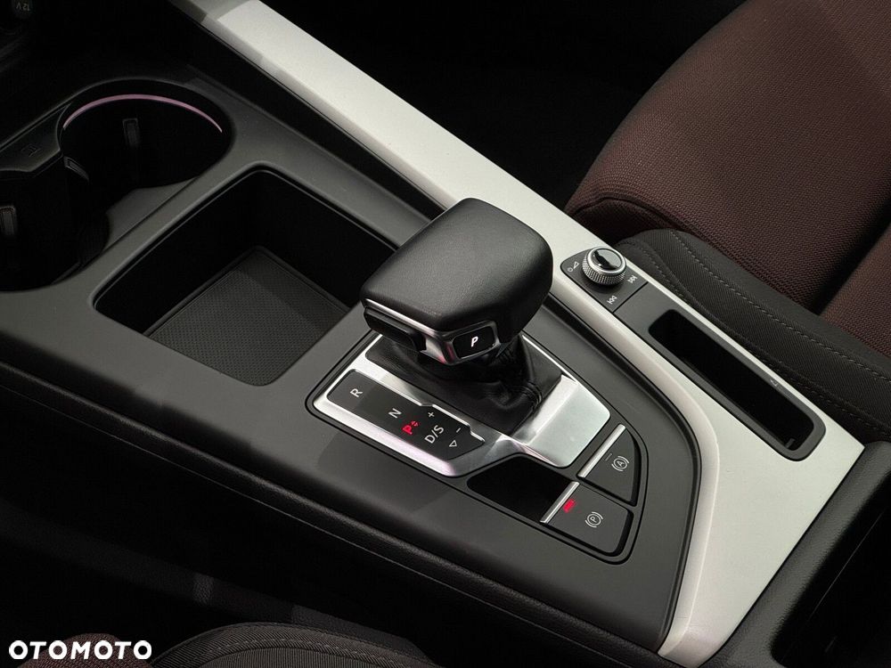 Używany Audi A4 Limousine 2023 - 119 890 PLN, 45 813 km - Otomoto.pl