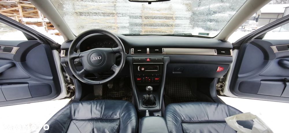 Używany Audi A6 Limousine 2000 - 6 500 PLN, 325 000 km - Otomoto.pl