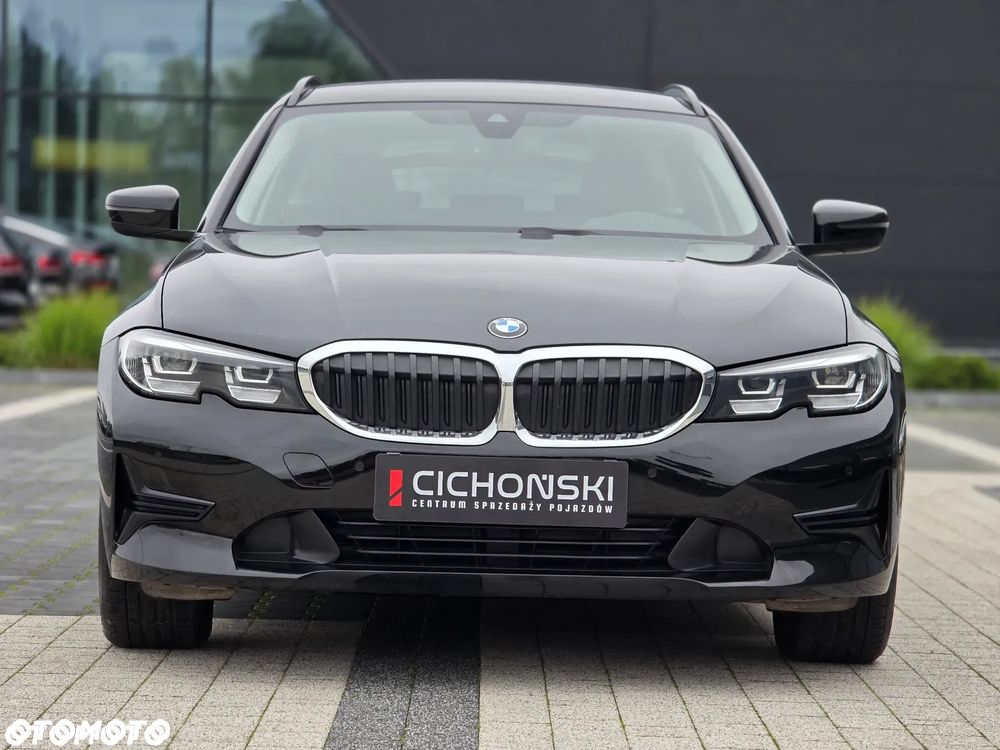 Używany BMW Seria 3 2021 - 65 000 PLN, 171 211 km - Otomoto.pl