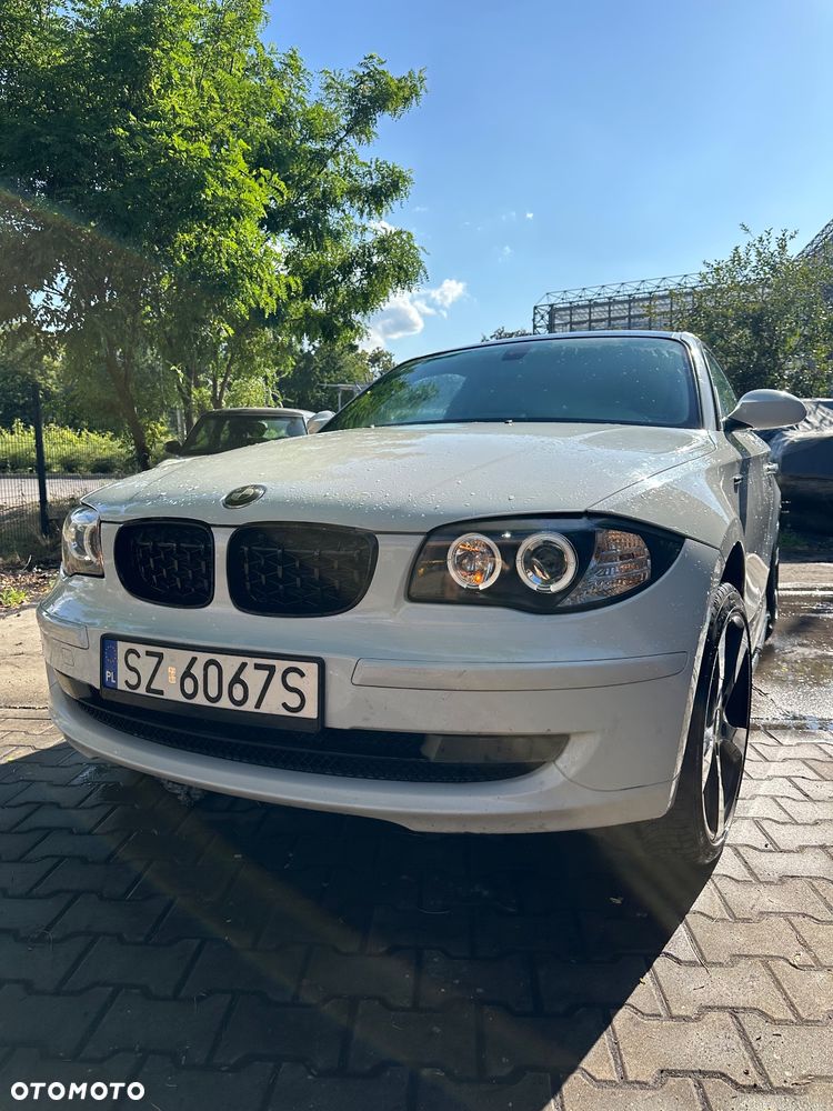 Używany BMW Seria 1 2009 - 4 300 PLN, 272 000 km - Otomoto.pl