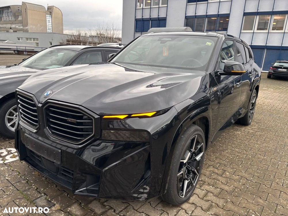 Utilizat BMW XM 2024 - 114 121 EUR, 28 821 km - Autovit.ro