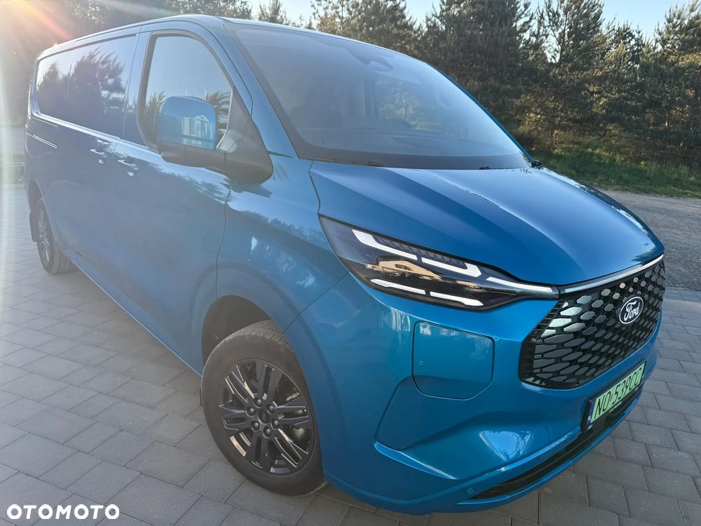 Używany Ford E – TRANSIT CUSTOM 2025 - 138 990 PLN, 15 531 km - Otomoto.pl