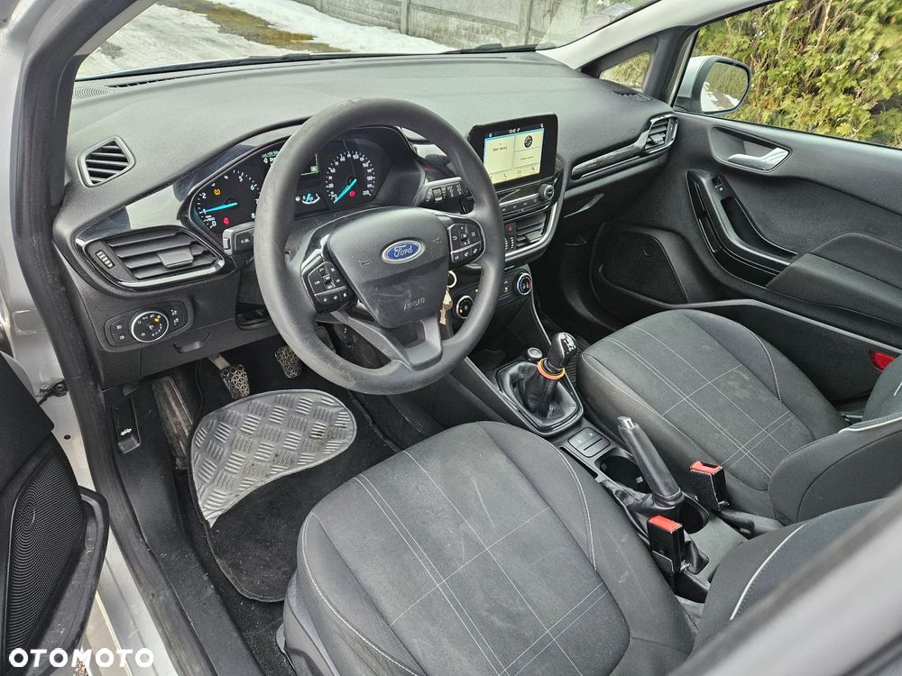 Używany Ford Fiesta 2018 - 15 900 PLN, 122 180 km - Otomoto.pl