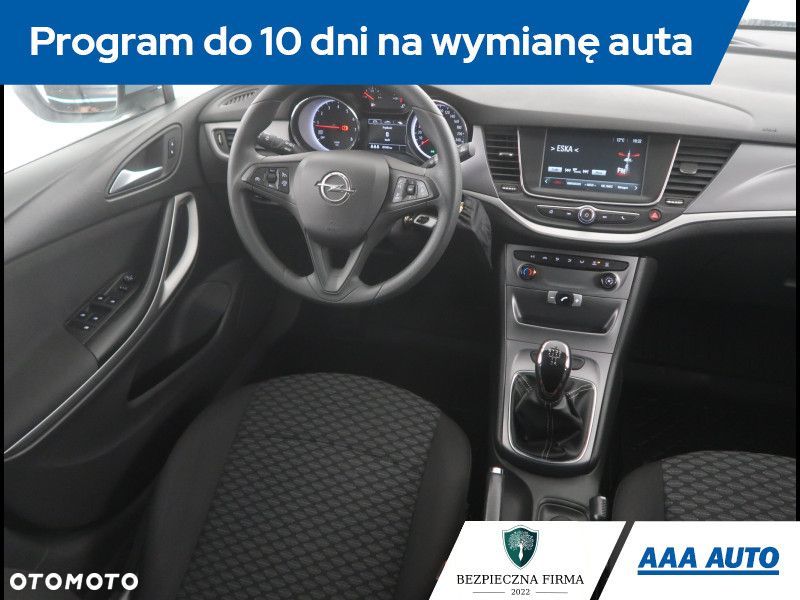 Używany Opel Astra 2017 - 35 000 PLN, 61 133 km - Otomoto.pl