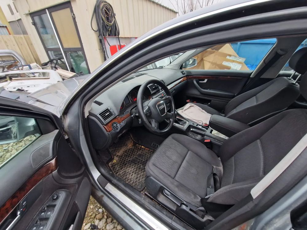 Używany Audi A4 2005 - 6 000 PLN, 315 207 km - Otomoto.pl