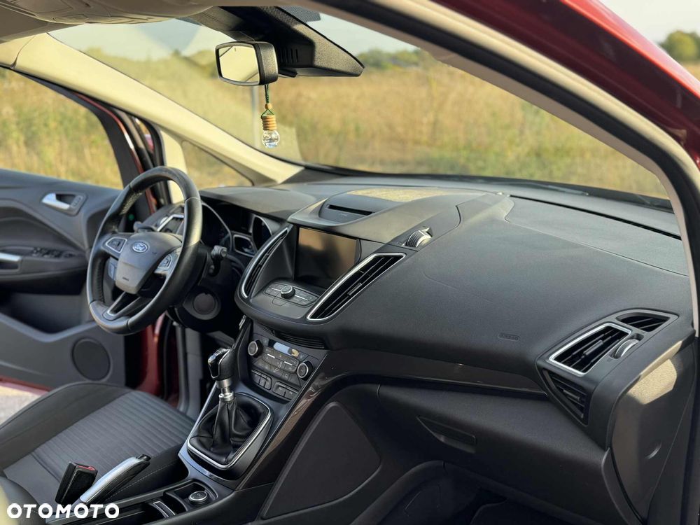 Używany Ford C-MAX 2015 - 32 800 PLN, 160 000 km - Otomoto.pl