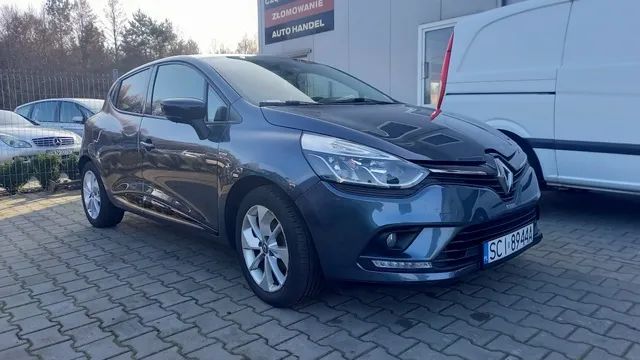 Używany Renault Clio 2017 - 15 200 PLN, 73 000 km - Otomoto.pl