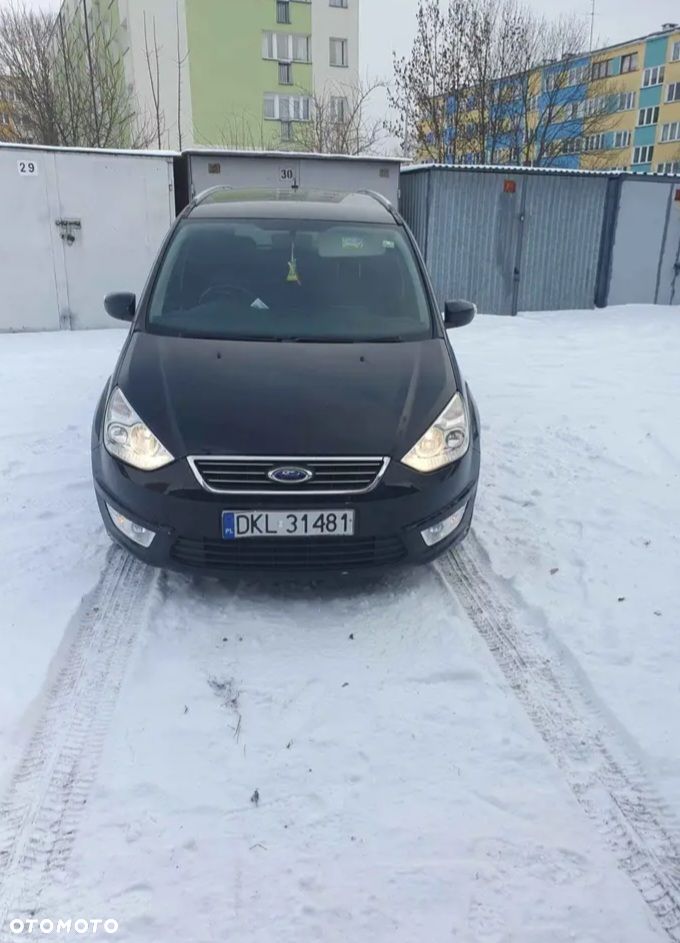 Używany Ford Galaxy 2015 - 25 000 PLN, 309 000 km - Otomoto.pl