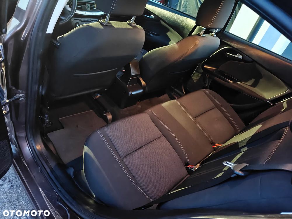 Używany Fiat Tipo 2017 - 35 500 PLN, 121 478 km - Otomoto.pl