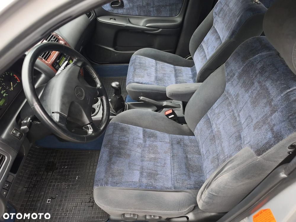 Używany Mazda 626 1997 - 6 500 PLN, 195 000 km - Otomoto.pl