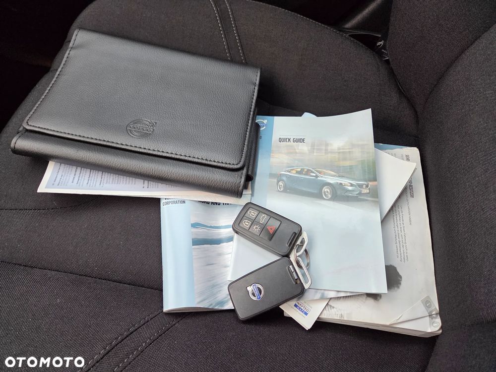 Używany Volvo V40 2013 - 22 900 PLN, 325 993 km - Otomoto.pl
