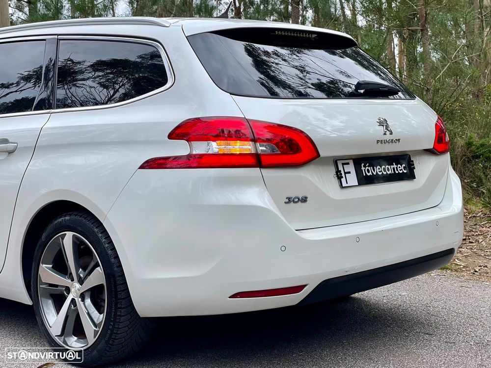 Usado Peugeot 308 SW 2015 - 9 850 EUR, 140 000 km - Standvirtual.com
