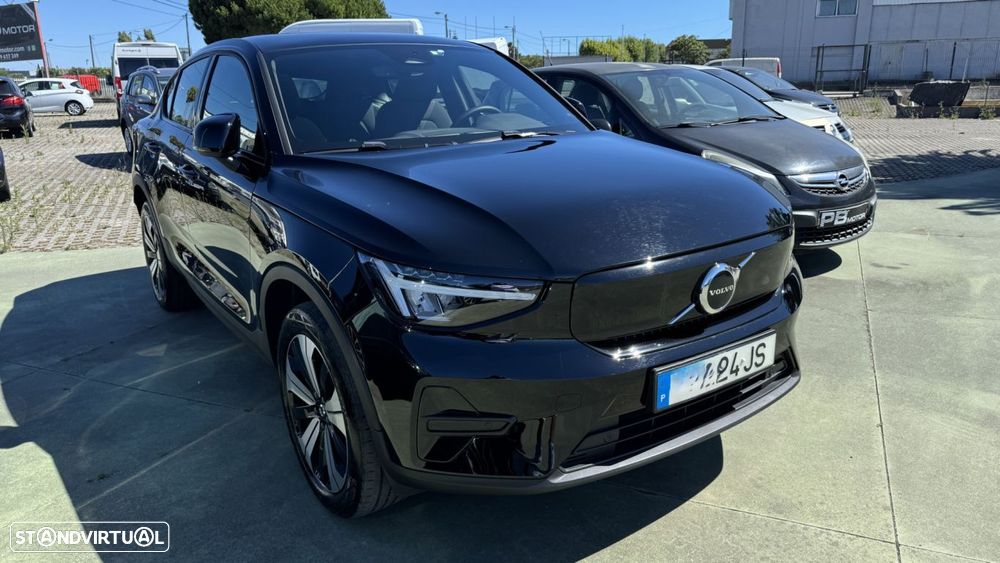 Usado Volvo C40 2023 - 44 550 EUR, 37 000 km - Standvirtual.com