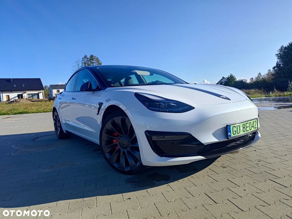 Używany Tesla Model 3 2022 - 160 000 PLN, 71 700 km - Otomoto.pl