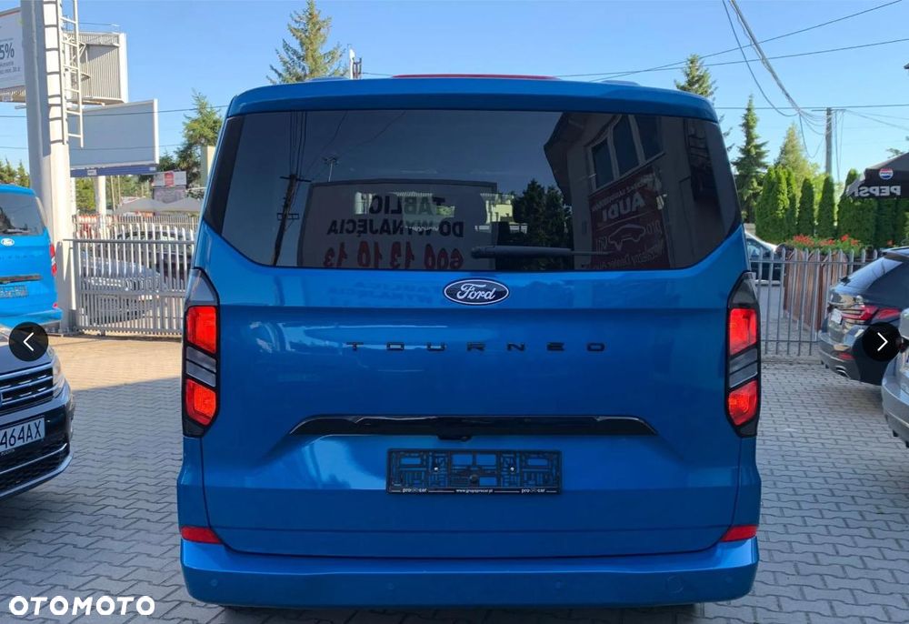 Używany Ford Tourneo Custom 2025 - 273 060 PLN, 12 200 km - Otomoto.pl