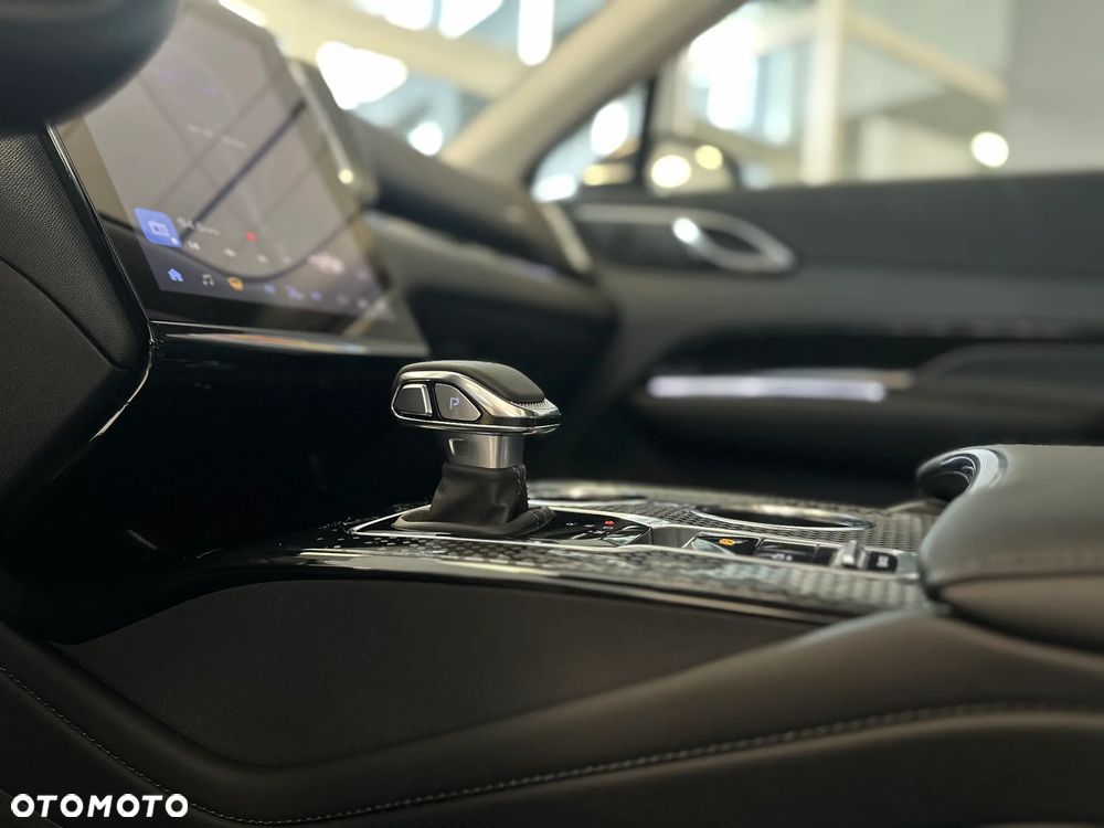 Nowy Hongqi HS3 2025 - 133 800 PLN, 10 km - Otomoto.pl