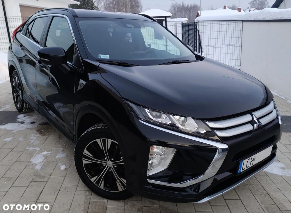 Używany Mitsubishi Eclipse Cross 2019 - 71 000 PLN, 144 670 km - Otomoto.pl