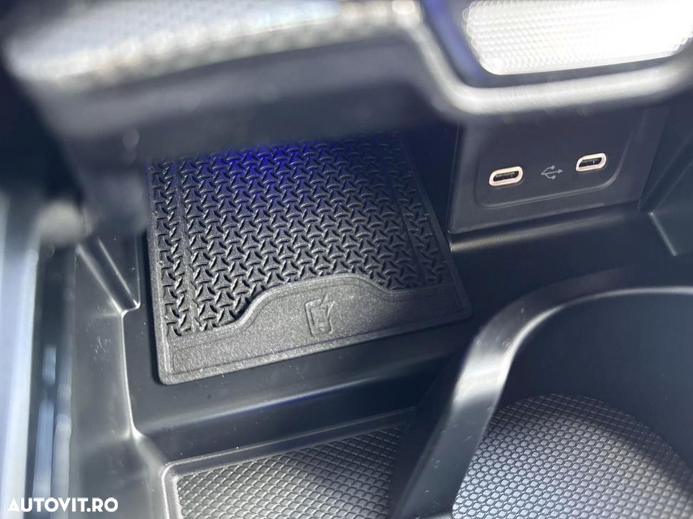 Nou Mercedes-Benz CLE 2025 - 76 381,34 EUR, 5 km - Autovit.ro