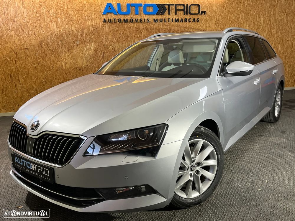 Usado Skoda Superb Break 2017 - 17 500 EUR, 171 200 km - Standvirtual.com
